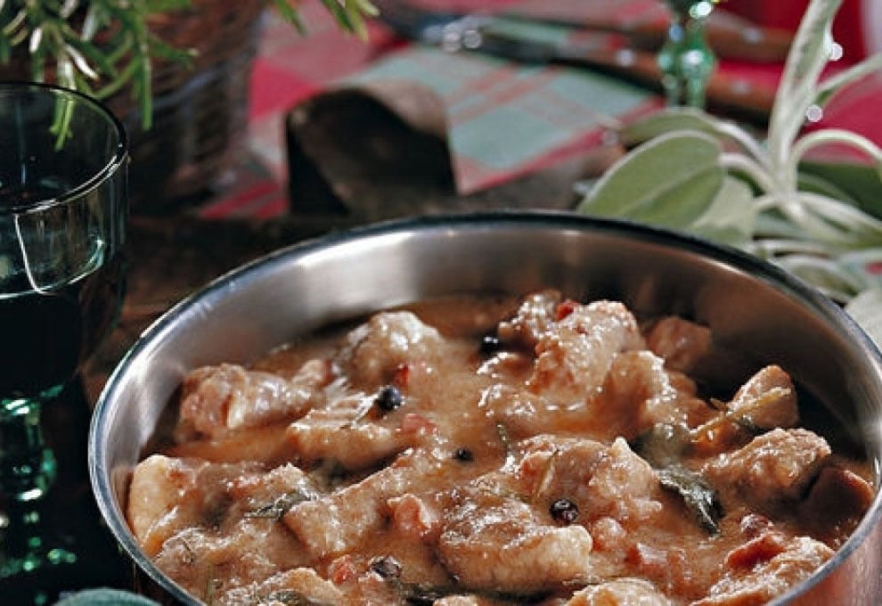 Tonco e polenta: la cena tipica nelle case dell'Alpe Cimbra - Azienda ...