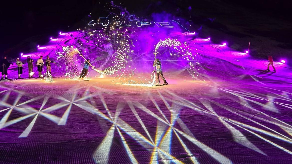 Grand Torchlight Parade of Historic Skiing & Laser Lights Show ...